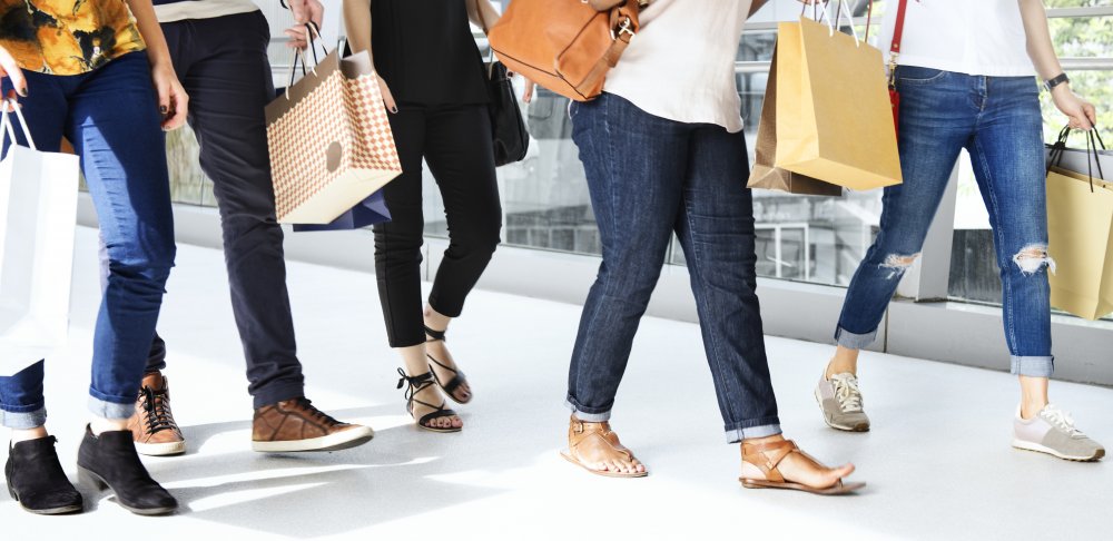 The New Anchor Stores in Modern Shopping Centers and Major Malls ...